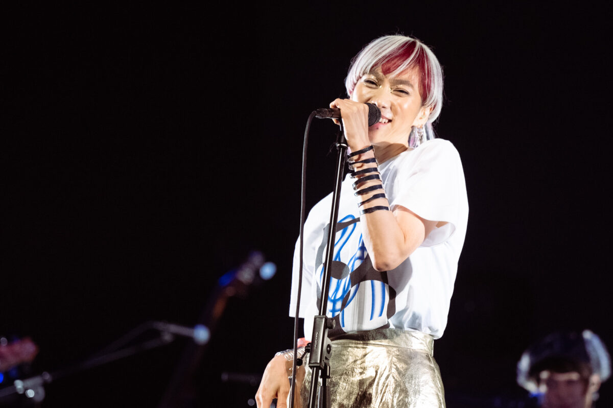 UAが更新する自らのポップネス、過去と現在を総括した東名阪ワンマンライブ最終公演｜Bezzy[ベジー]｜アーティストをもっと好きになるエンタメメディア