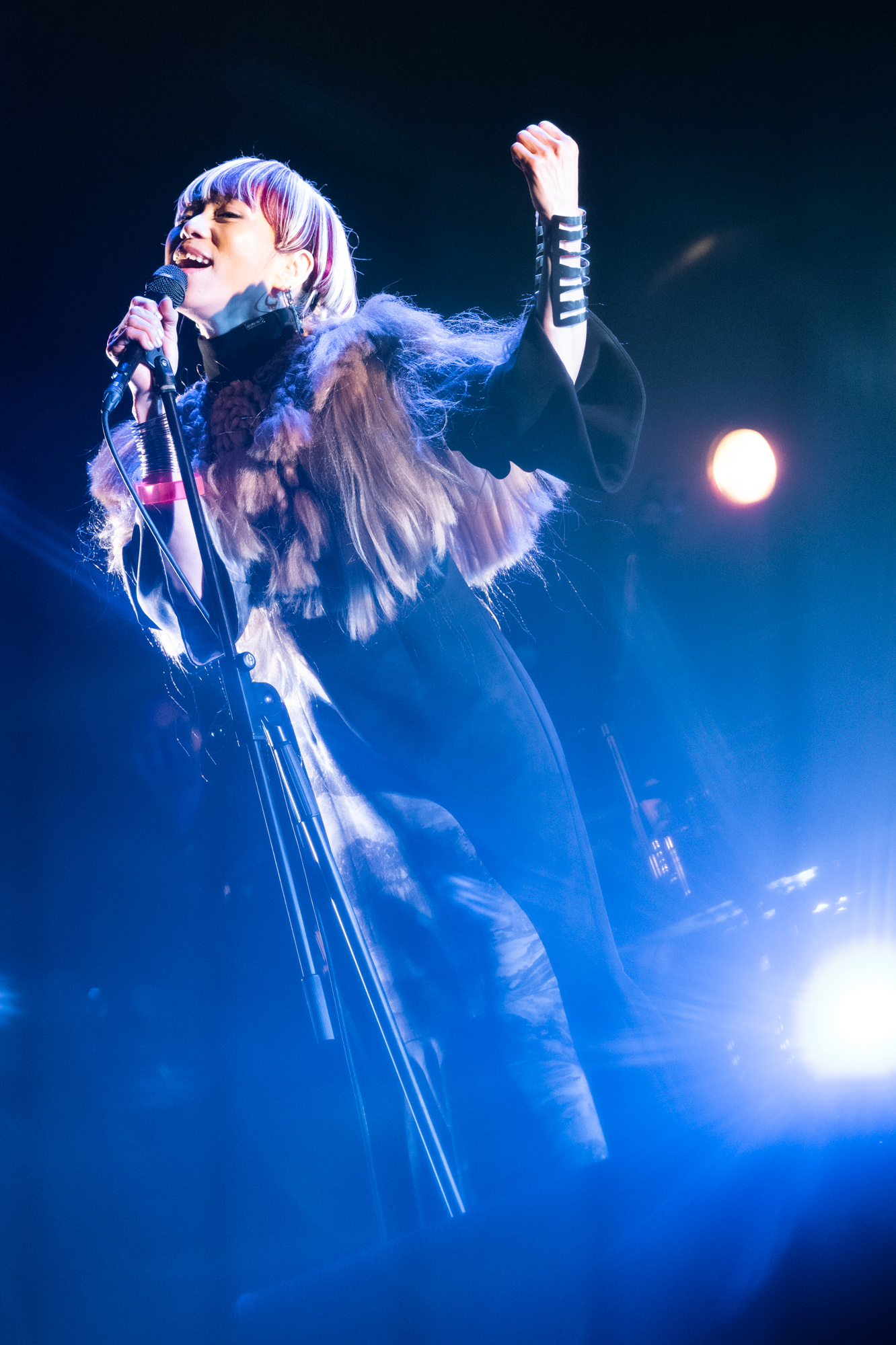 UAが更新する自らのポップネス、過去と現在を総括した東名阪ワンマンライブ最終公演｜Bezzy[ベジー]｜アーティストをもっと好きになるエンタメメディア