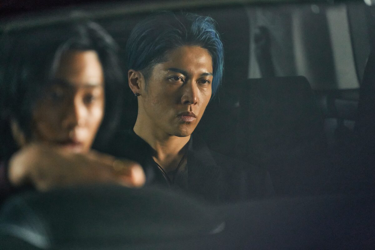 MIYAVIが過去を引きずる半グレのリーダーに 『ファミリア』場面写真公開｜Bezzy[ベジー]｜「人の魅力」にフォーカスしたエンタメメディア