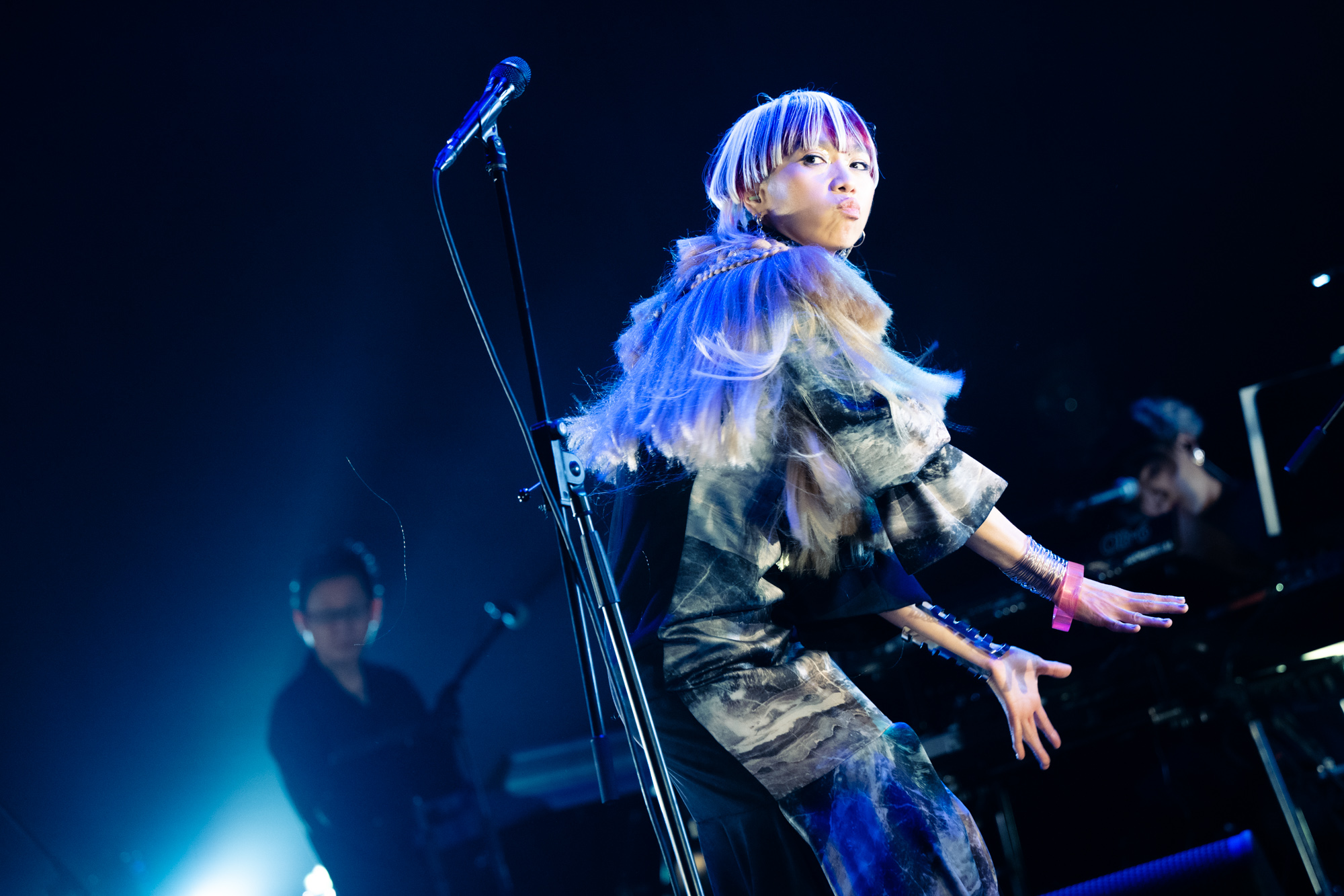 UAが更新する自らのポップネス、過去と現在を総括した東名阪ワンマンライブ最終公演｜Bezzy[ベジー]｜アーティストをもっと好きになるエンタメメディア