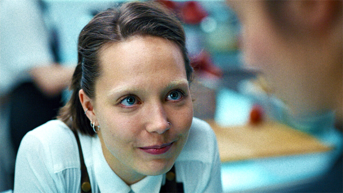 Z世代の少女3人が抱える性の悩み 映画『ガール・ピクチャー』本予告＆場面写真公開｜Bezzy[ベジー]｜アーティストをもっと好きになるエンタメメディア