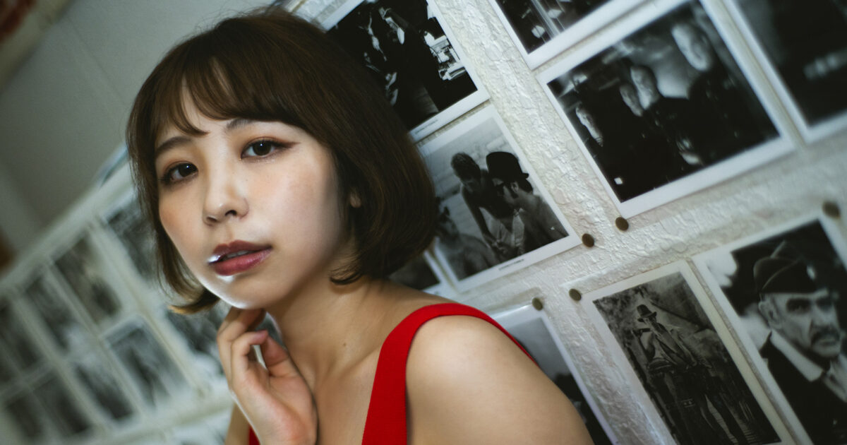 見ることを恐れるな｜Bezzy[ベジー]｜アーティストをもっと好きになるエンタメメディア