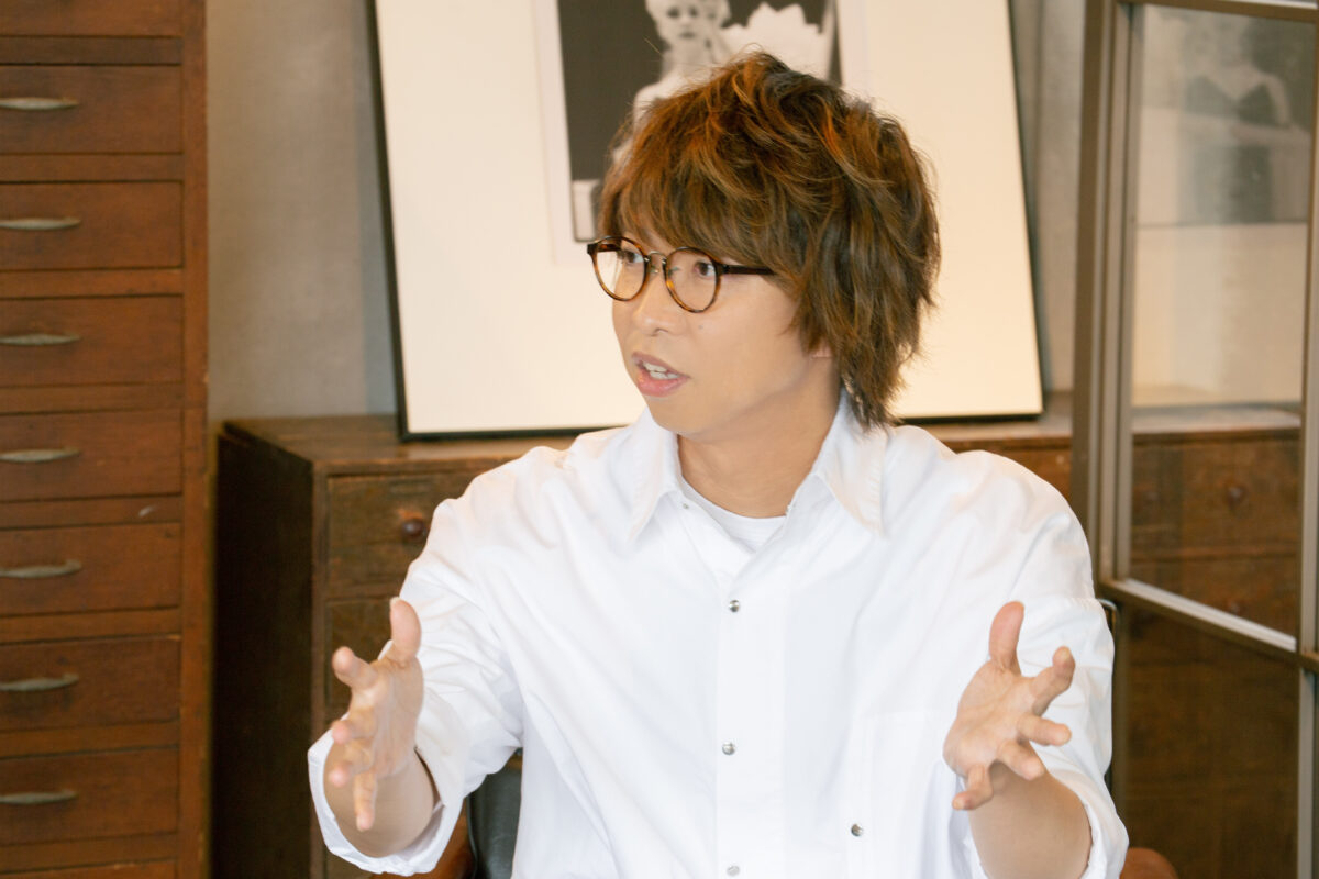 wacci橋口洋平と考える音楽家の人生、さらに世界を広げるために40代からすべきこと｜Bezzy[ベジー]｜アーティストをもっと好きになるエンタメメディア