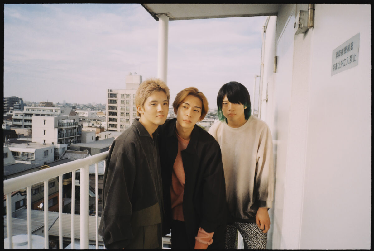 ammo、メジャー1st EPより「何℃でも」MV公開 横堀光範が監督を担当｜Bezzy[ベジー]｜アーティストをもっと好きになるエンタメメディア