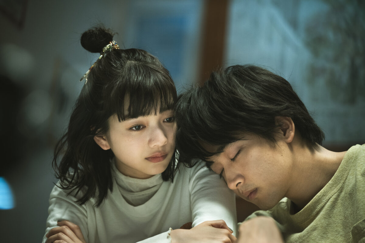 松居大悟監督最新作『不死身ラヴァーズ』見上愛×佐藤寛太の切なさ溢れるポスター＆予告編解禁｜Bezzy[ベジー]｜アーティストをもっと好きになるエンタメメディア