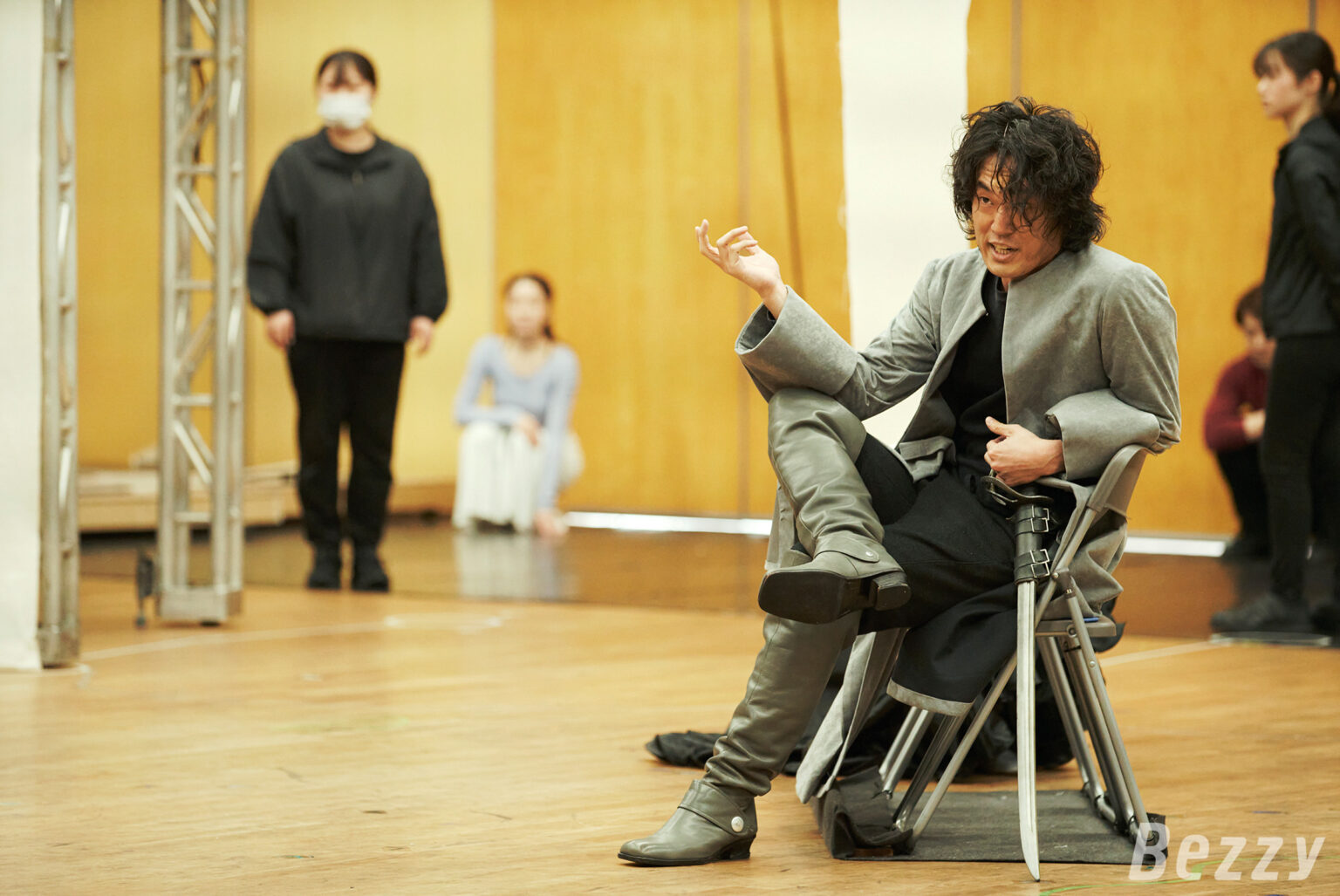 これは絶望を越えたラブストーリー、劇団四季新作『ゴースト＆レディ』稽古場レポート｜Bezzy[ベジー]｜「人の魅力」にフォーカスしたエンタメメディア