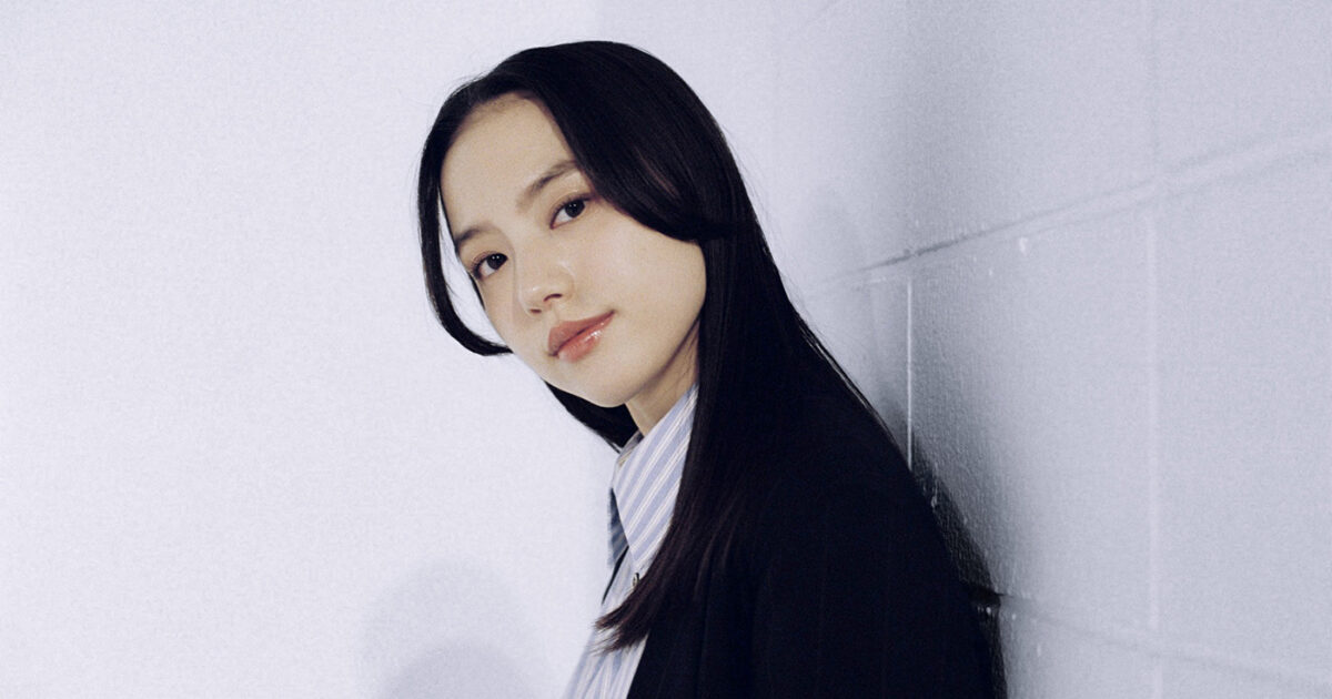 「しんどいと思えるのも幸せなこと」清原果耶が貫くと決めた現場主義｜Bezzy[ベジー]｜アーティストをもっと好きになるエンタメメディア