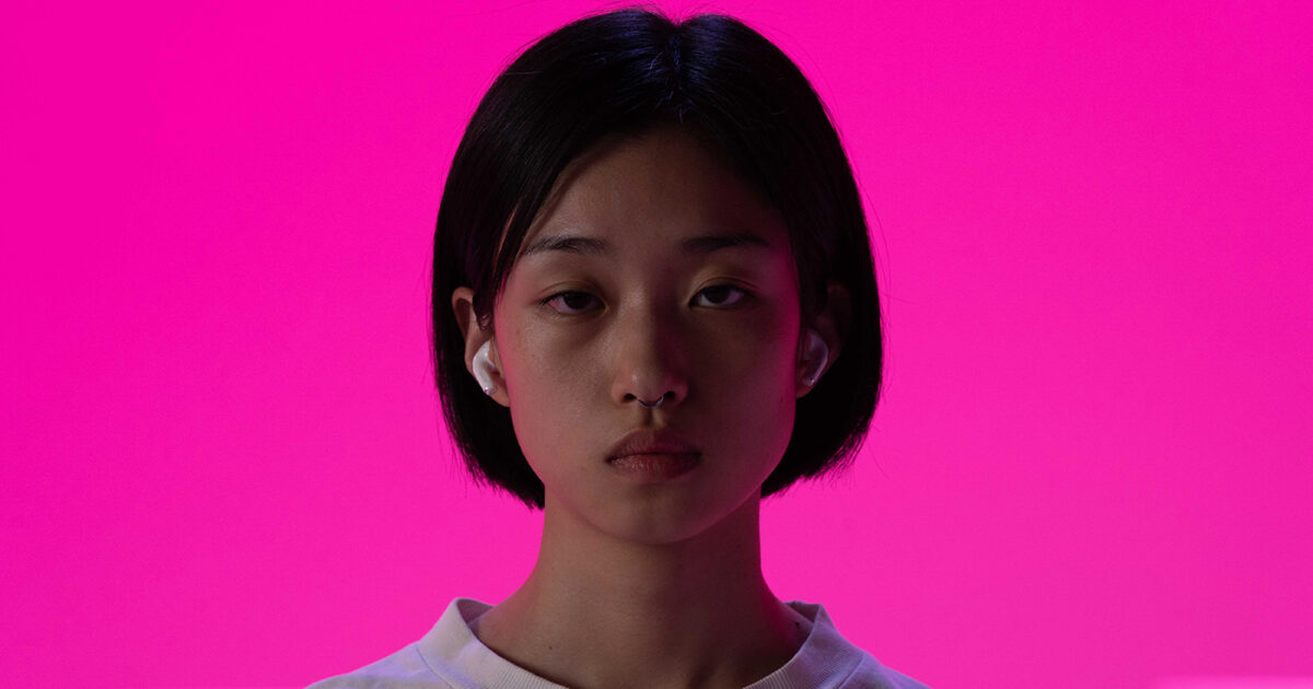 河合優実が山中瑶子監督作で真骨頂を見せる『ナミビアの砂漠』カンヌ版予告映像解禁｜Bezzy[ベジー]｜アーティストをもっと好きになるエンタメメディア