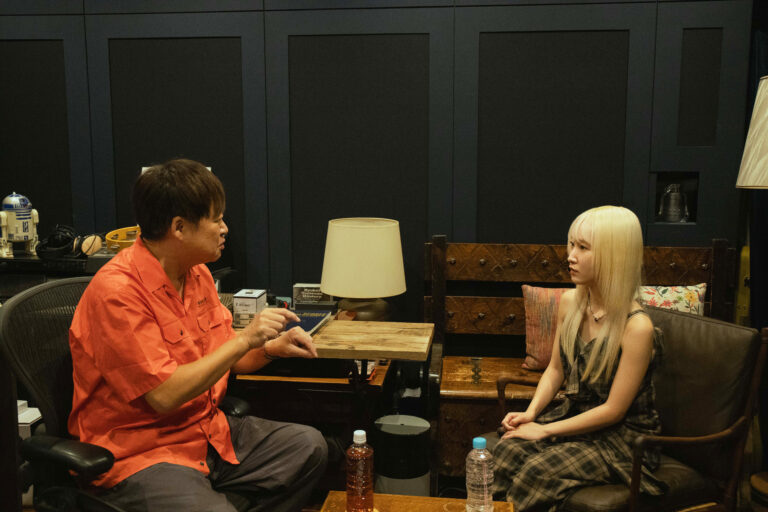 「音楽を突き詰めたい」乃紫と考える、長く活躍し続けるために必要なこと｜Bezzy[ベジー]｜アーティストをもっと好きになるエンタメメディア