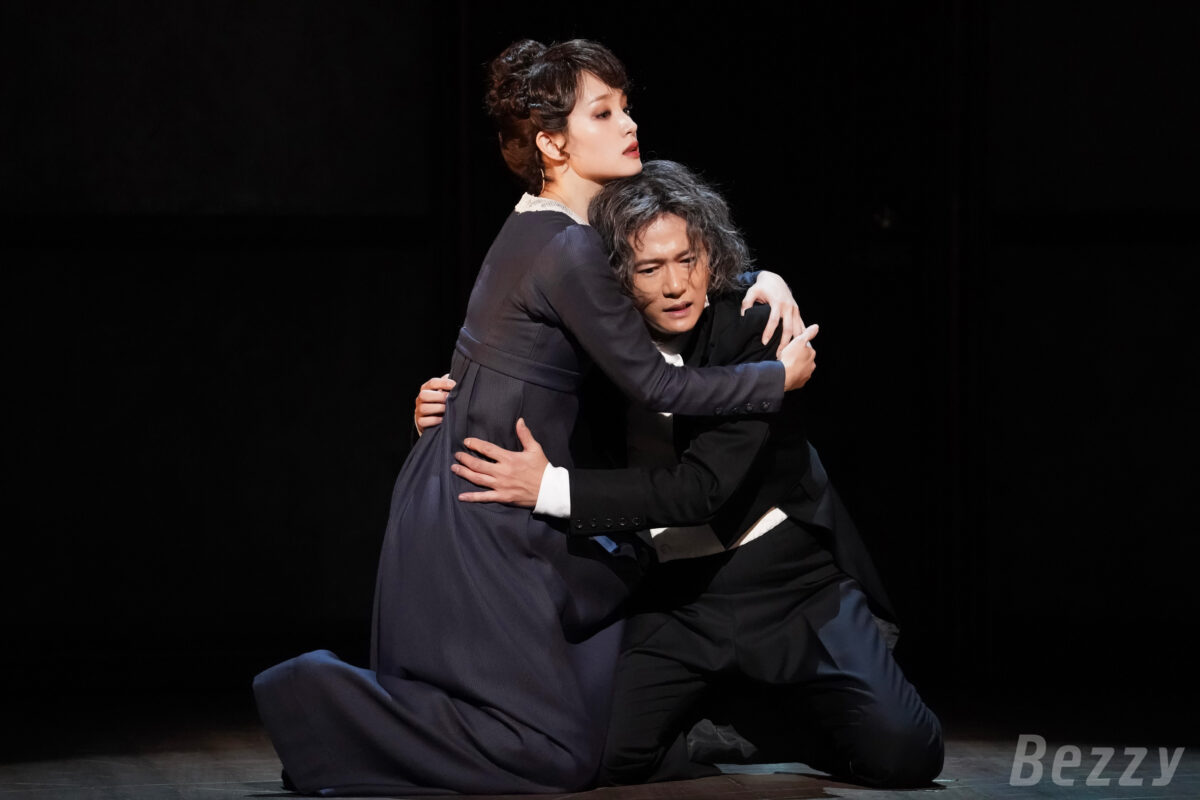 命を削るかのような稲垣吾郎の熱演が心打つ、4年ぶりの再演『No.9 ー不滅の旋律ー』開幕｜Bezzy[ベジー]｜「人の魅力」にフォーカスした ...