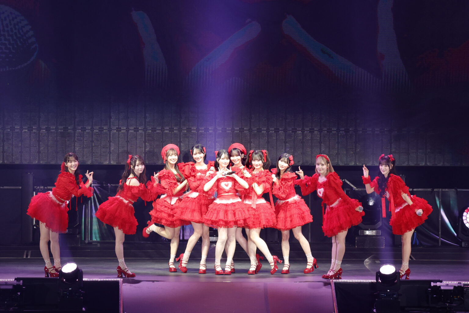 ＝LOVEの18thシングルは激甘束縛ラブソング、佐々木舞香センター「とくべチュ、して」MV公開｜Bezzy[ベジー]｜アーティストをもっと好きになるエンタメメディア