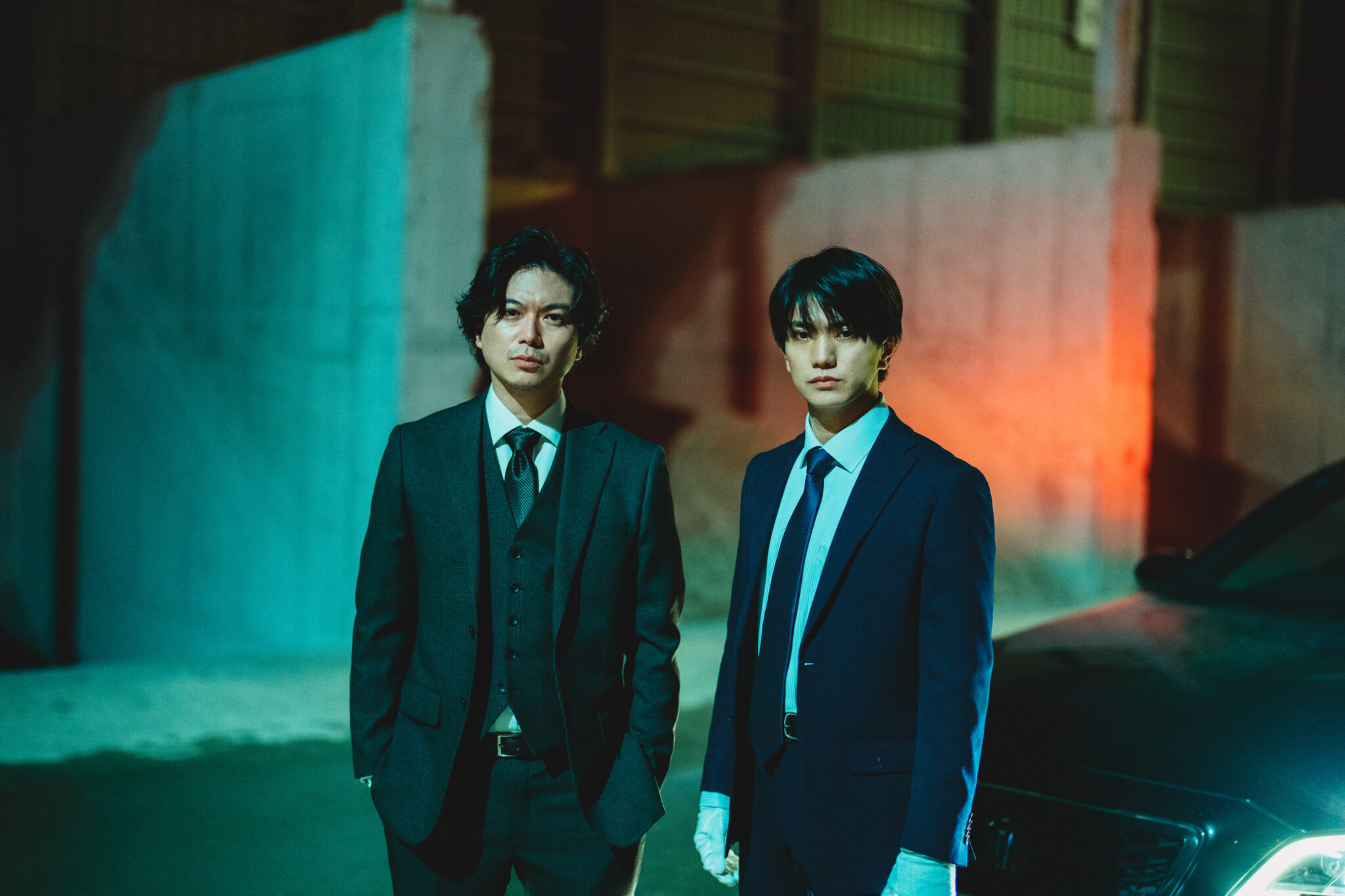 加藤シゲアキ監督、正門良規とのW主演で贈る濃密ミステリー『SUNA』予告映像＆場面写真解禁｜Bezzy[ベジー]｜アーティストをもっと好きになるエンタメメディア