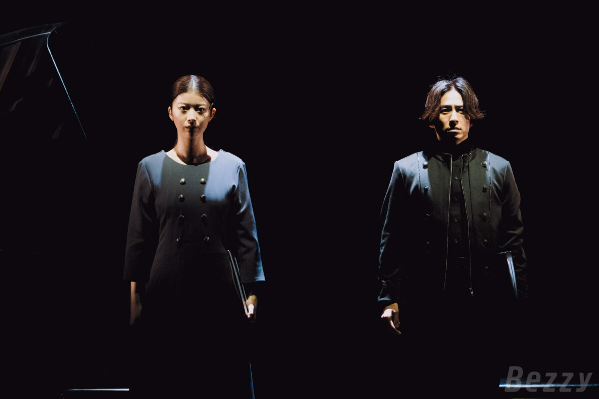 三宅健と馬場ふみかが“現在進行”の世界に祈りを捧ぐ 奏劇vol.4『ミュージック・ダイアリー』開幕｜Bezzy[ベジー]｜アーティストをもっと好きになるエンタメメディア