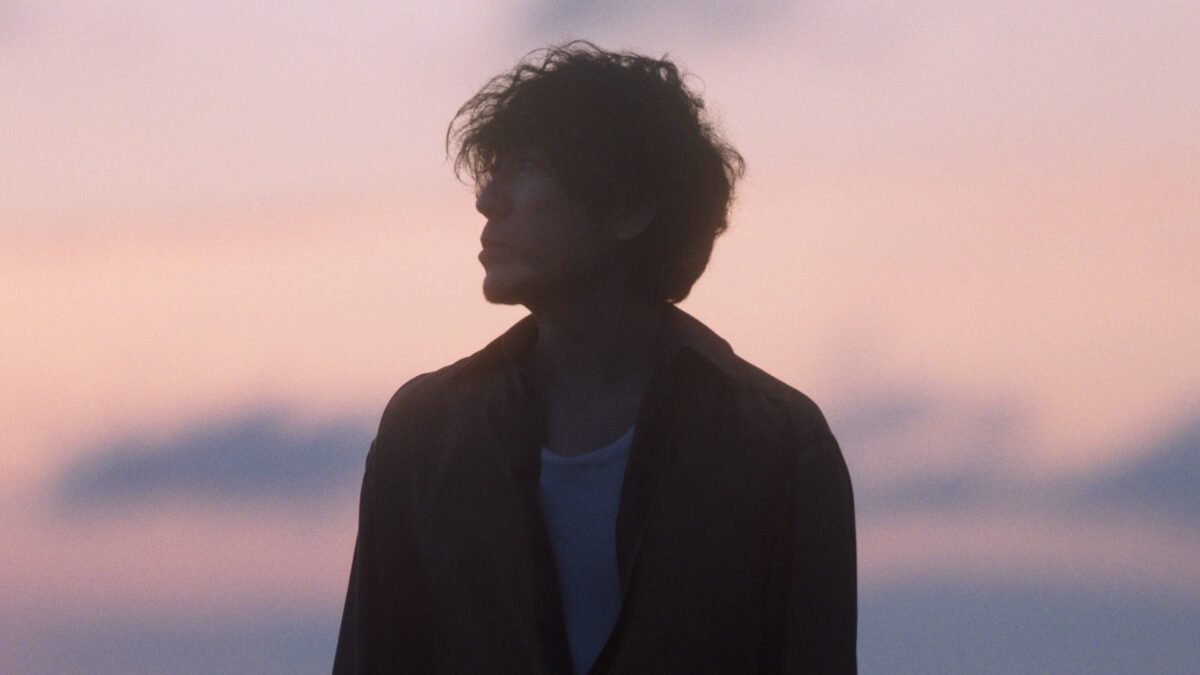 back number、劇場版『TOKYO MER』の主題歌「幕が上がる」MVを8月4日プレミア公開｜Bezzy[ベジー]｜アーティストをもっと好きになるエンタメメディア