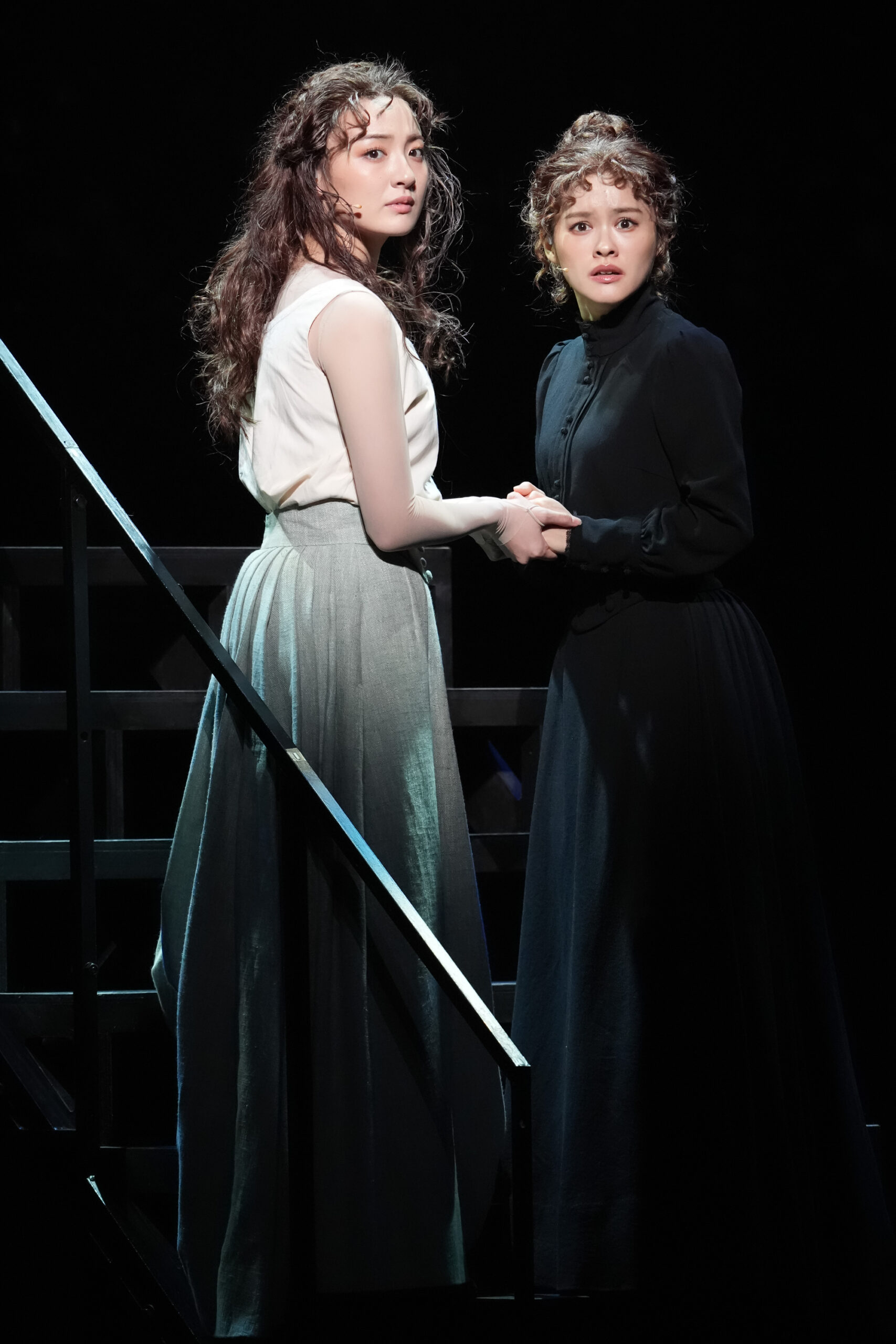 「本読みでこんなに感情が高ぶったのは初めて」昆夏美と鈴木瑛美子が語る“寄り添える”ことへの感謝｜Bezzy[ベジー]｜「人の魅力」にフォーカス ...